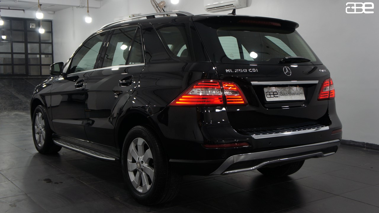 Pre Owned Mercedes Benz ML 250 CDI pre-owned-mercedes-benz-ml-250-cdi