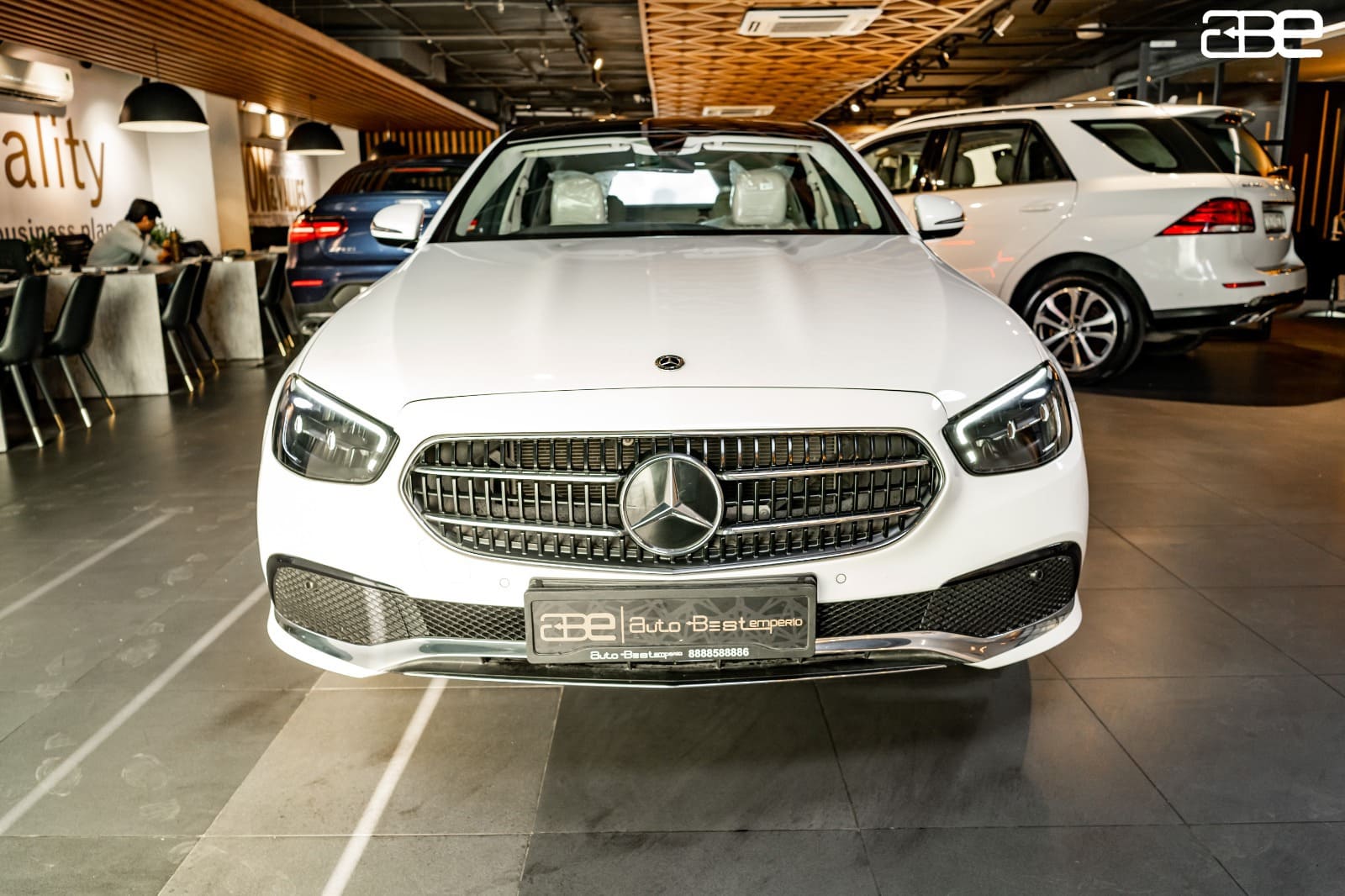 Pre Owned Mercedes-Benz E-Class E 220D Expression