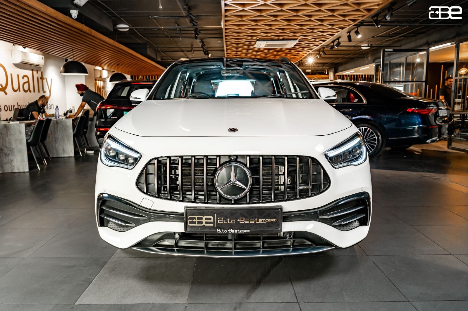 Pre Owned Mercedes-Benz GLA 35 AMG 4-MATIC