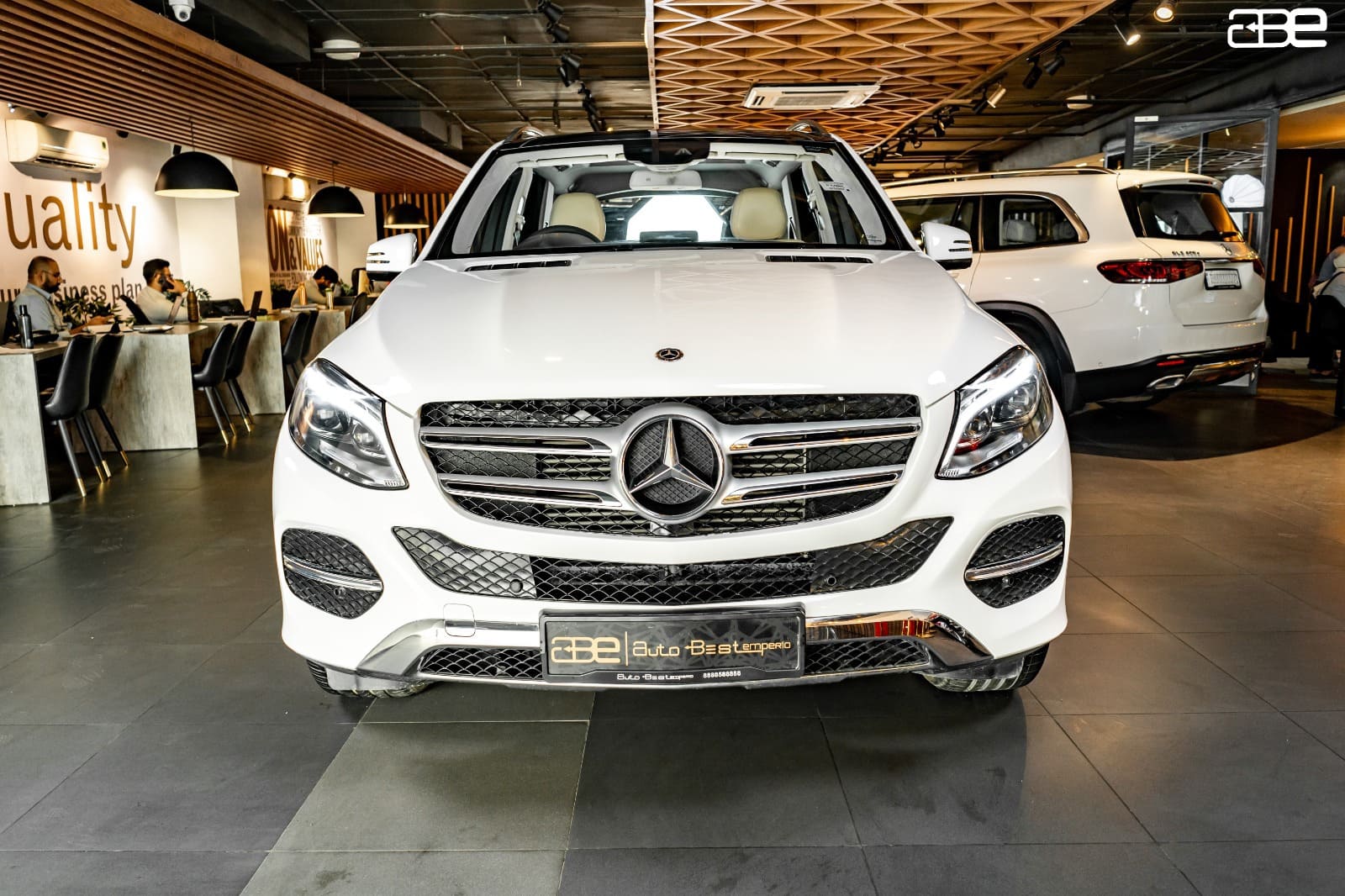 Pre Owned Mercedes-Benz GLE-250 D 4-MATIC