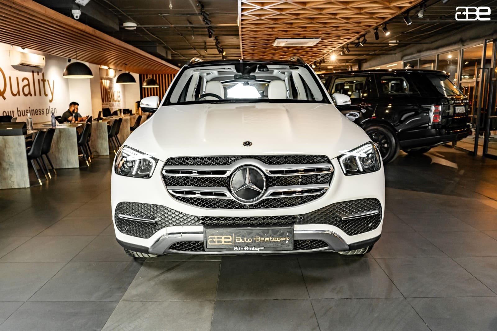 Pre Owned Mercedes-Benz GLE 300D 4-MATIC