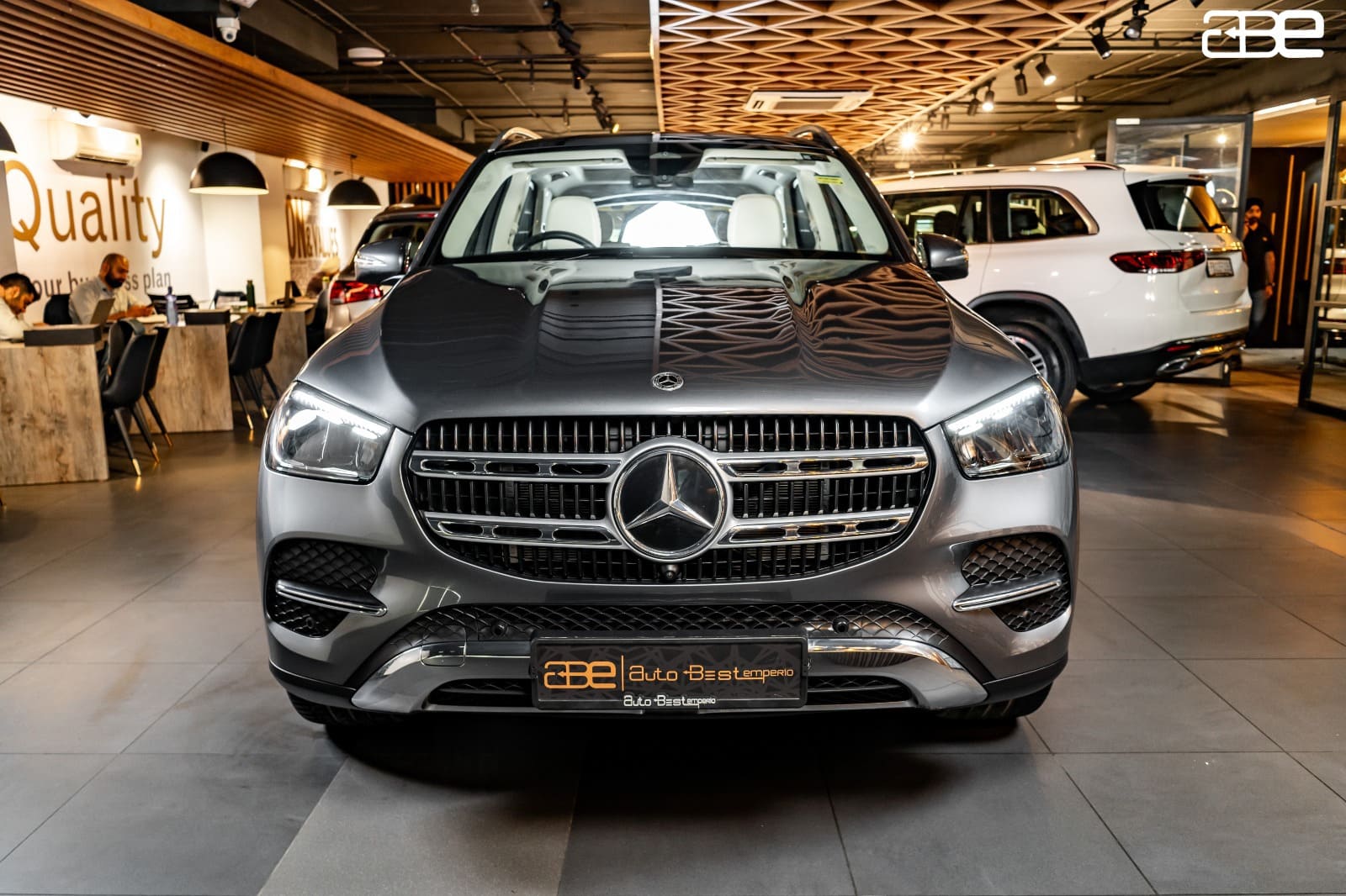 Pre Owned Mercedes-Benz GLE 300D 4-MATIC