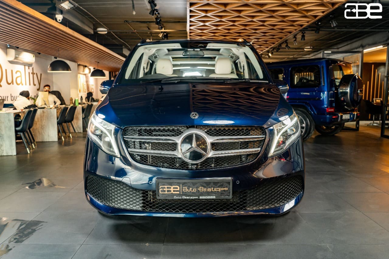 Pre Owned Mercedes-Benz V-Class V-220D ELITE