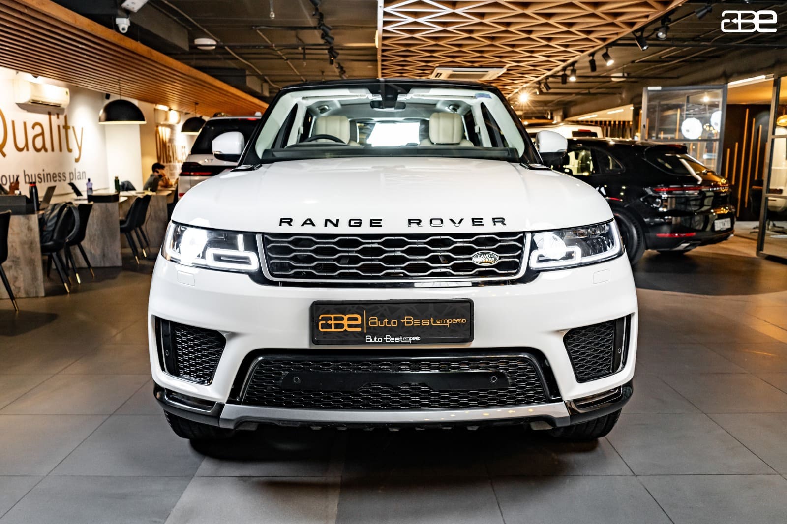 Pre Owned Range Rover Sport HSE