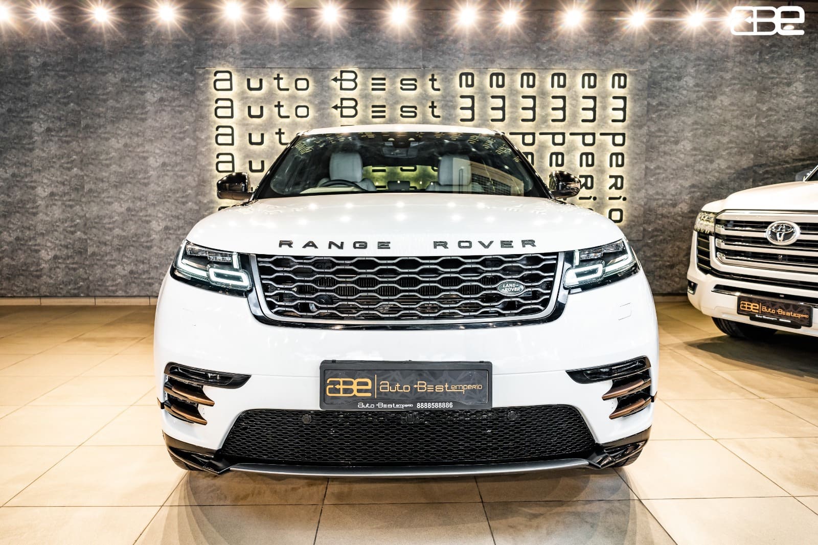 Pre Owned | Range Rover Velar SE R-DYNAMIC | 2019